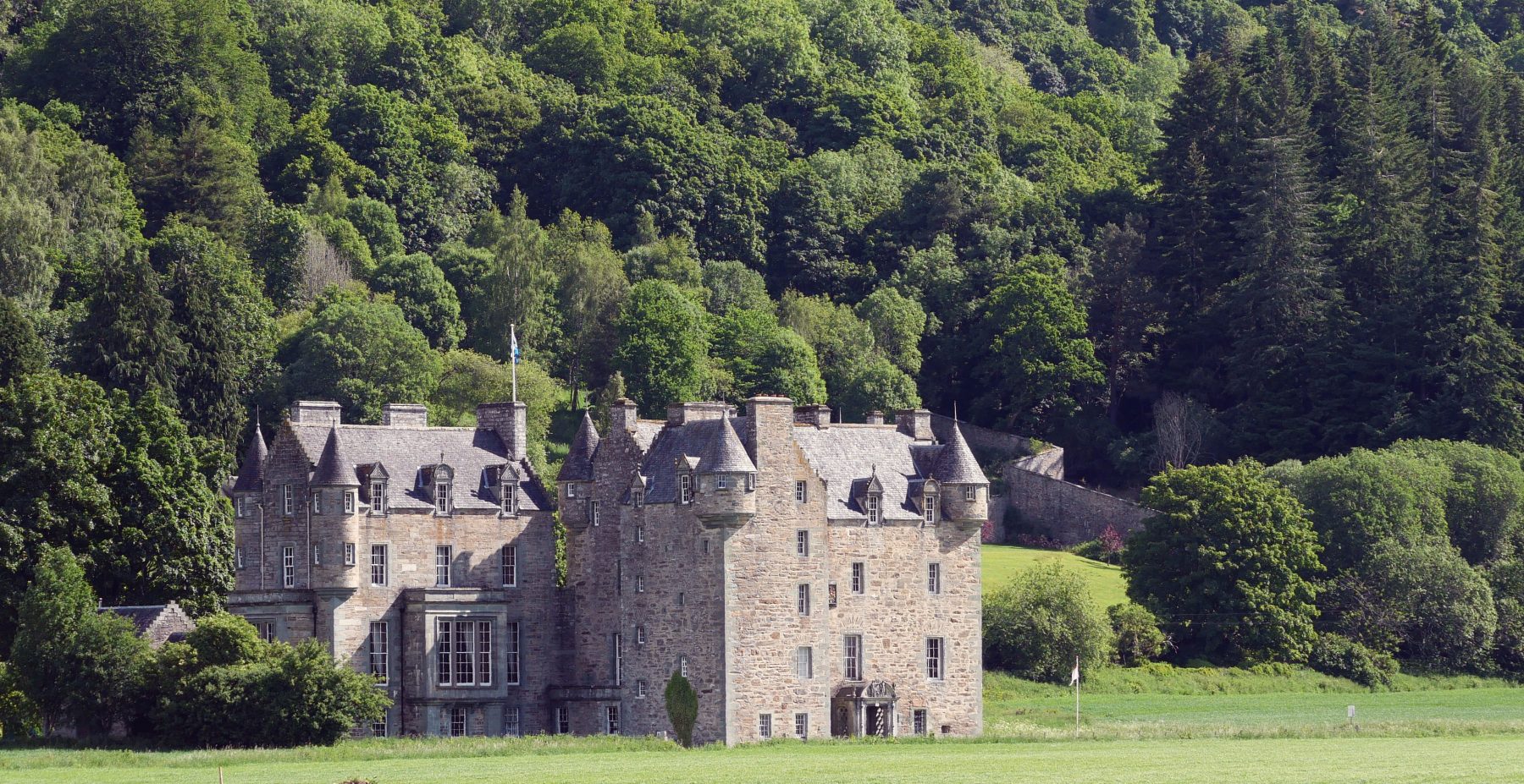 18a Castle Menzies – Breadalbane Heritage Society